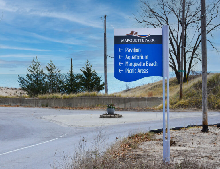 Marquette Park - Landmark Sign Group